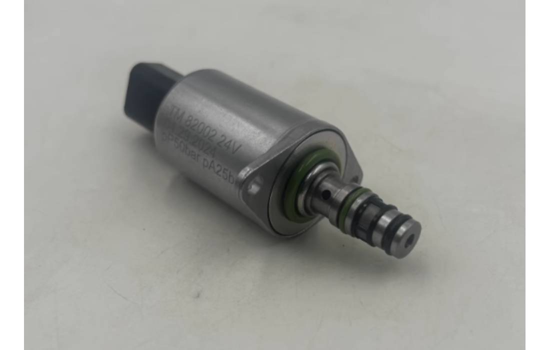 Sany Crane Main Valve Pilot Valve TM82002 PA66 GF35 TM1022381