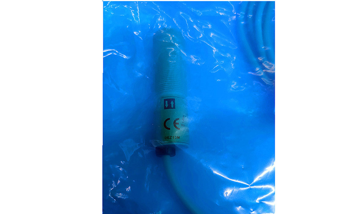 Omron Diffuse Reflection Photoelectric Switch E3F3-D12 Photoelectric Sensor