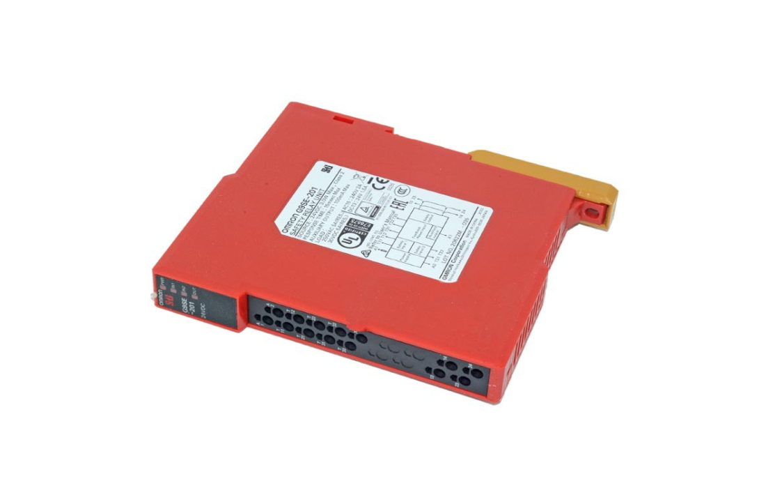 Omron G9SE-201 Safety Relay